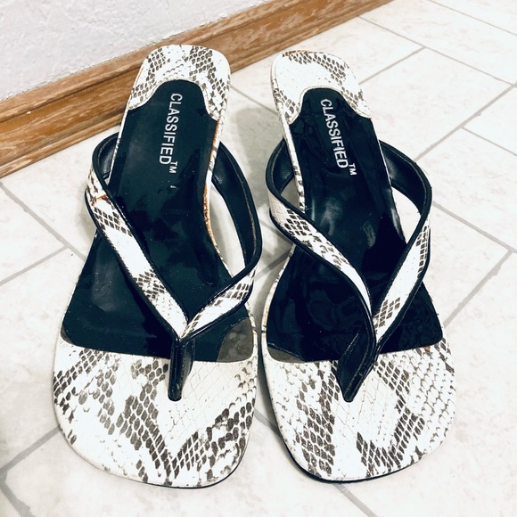 Classified | Shoes | Classified Thong Sandals Snake | Poshmark